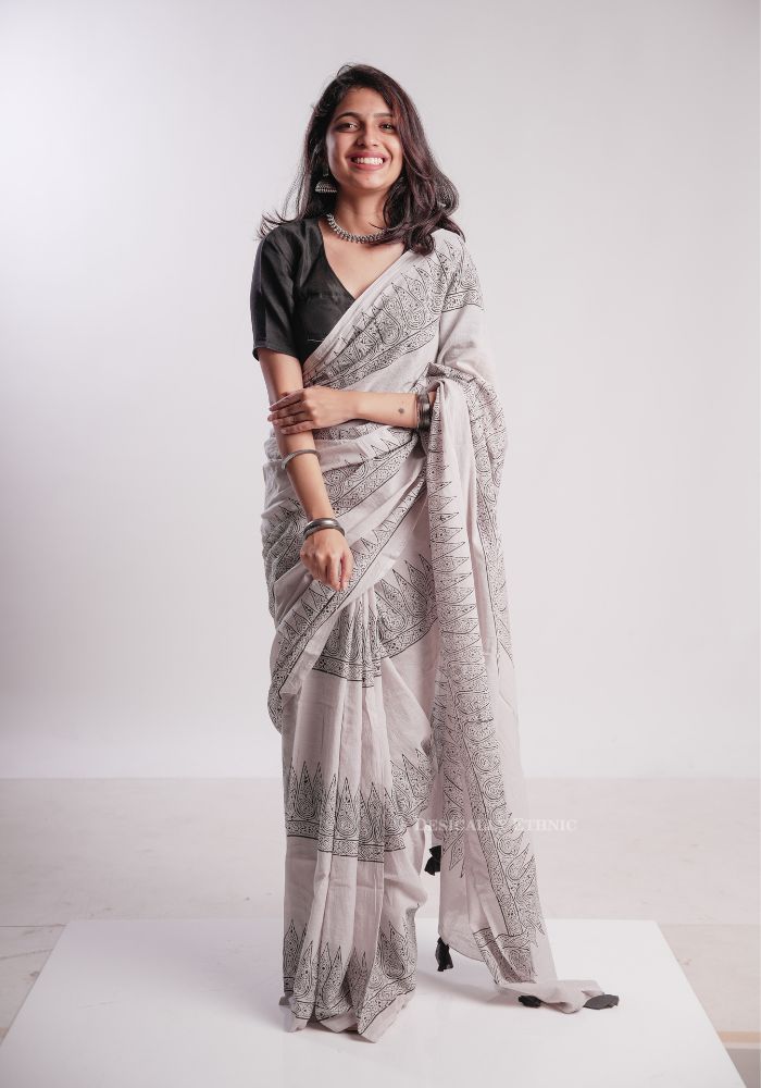 Ivory Tree Motif Block Printed Mul Cotton Saree – Desically Ethnic